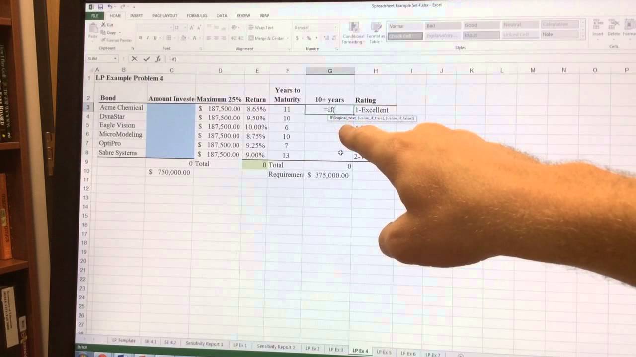 Chapter 4.4 Example LP 4 - solution with solver