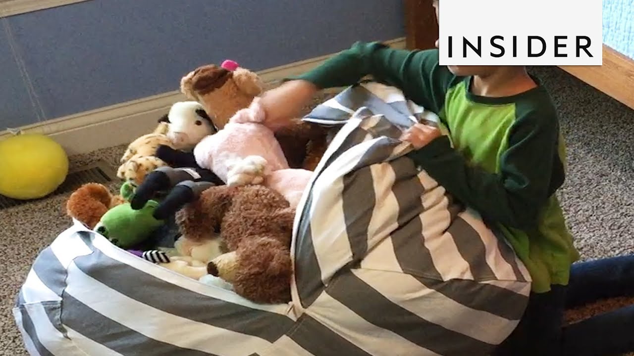 Bean Bag Chair Doubles As Storage