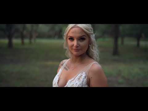Brandon & Victoria @ Green Leaves Country Lodge & Venue W/VO