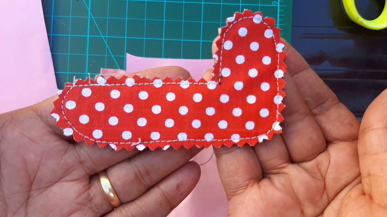 Letras em tecido, estruturado sem manta.