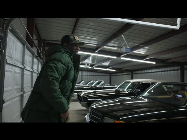 WATCH: Deion Sanders shows off vintage car collection ft. Mercedes 560 ...
