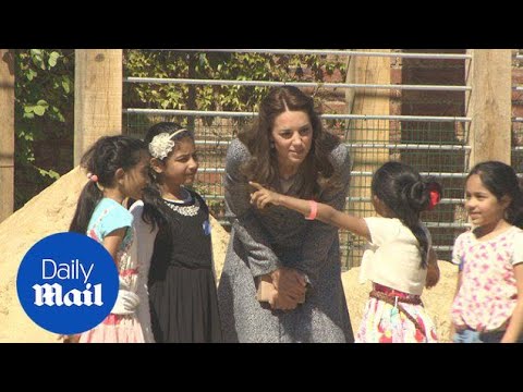 The Duchess of Cambridge arrives at The Magic Garden - Daily Mail