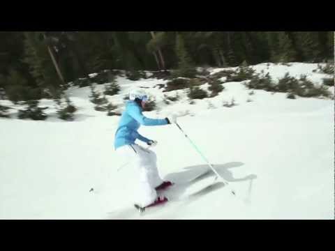 Helly Hansen Womens Graphic Fleece Hoodie review by Andi Malboeuf