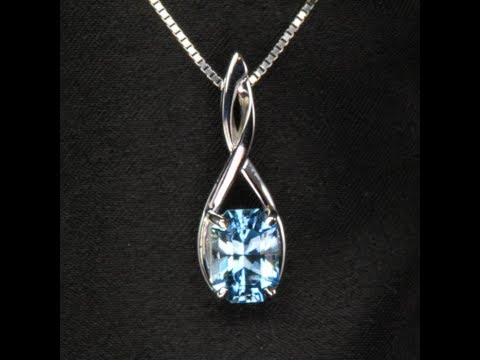 14K White Gold Aquamarine Pendant 1.97 Carats