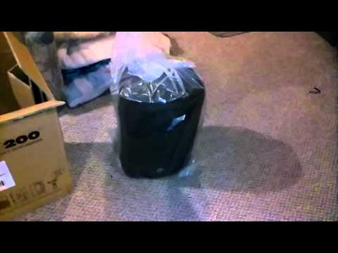 New Speaker: Mackie C200 Unboxing