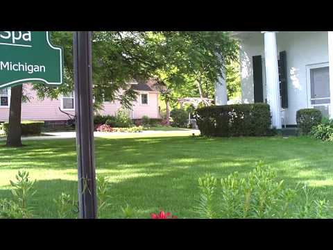 bed and breakfast in michigan described by innkeeper