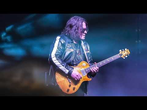 D'Addario Artist Roman Miroshnichenko: NYXL 10-46 set is very stable in tune