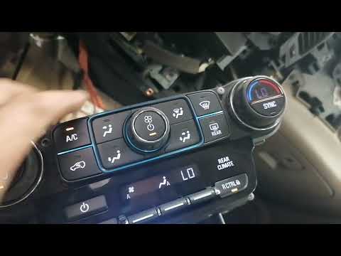 Faulty heating , ventilation and air conditioning control module error code U1510 Chevy Tahoe