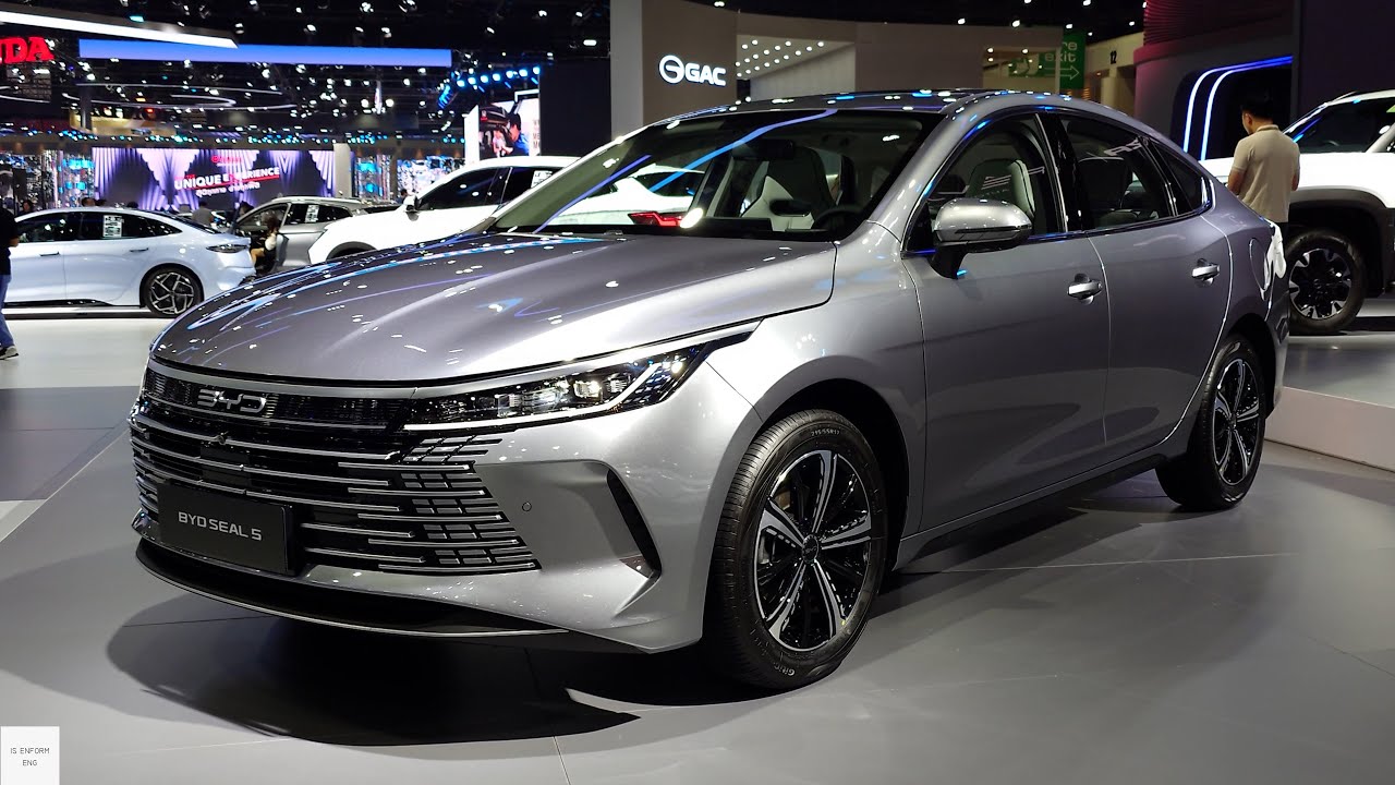 2026 BYD Seal 5 DM-i Plug-in Hybrid / In-Depth Walkaround Exterior & Interior