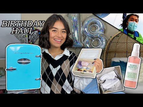 18th BIRTHDAY HAUL Giselle Lomelino | GEM Sisters