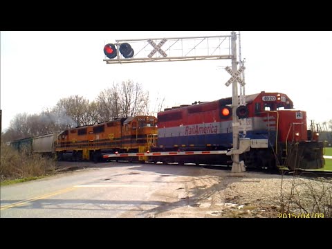 TPW 4020 (RailAmerica Livery), TPW 5008, and TPW 5010 at Swisher Road near Battle Ground, Indiana