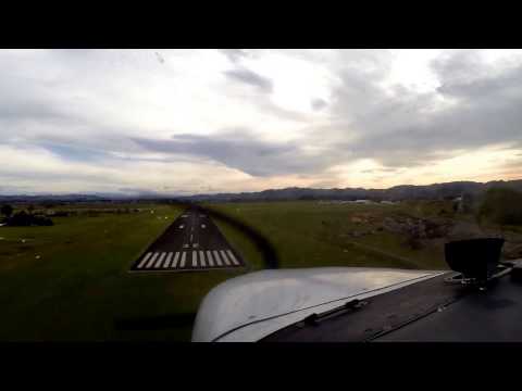 Gisborne Runway 32L Approach & Landing