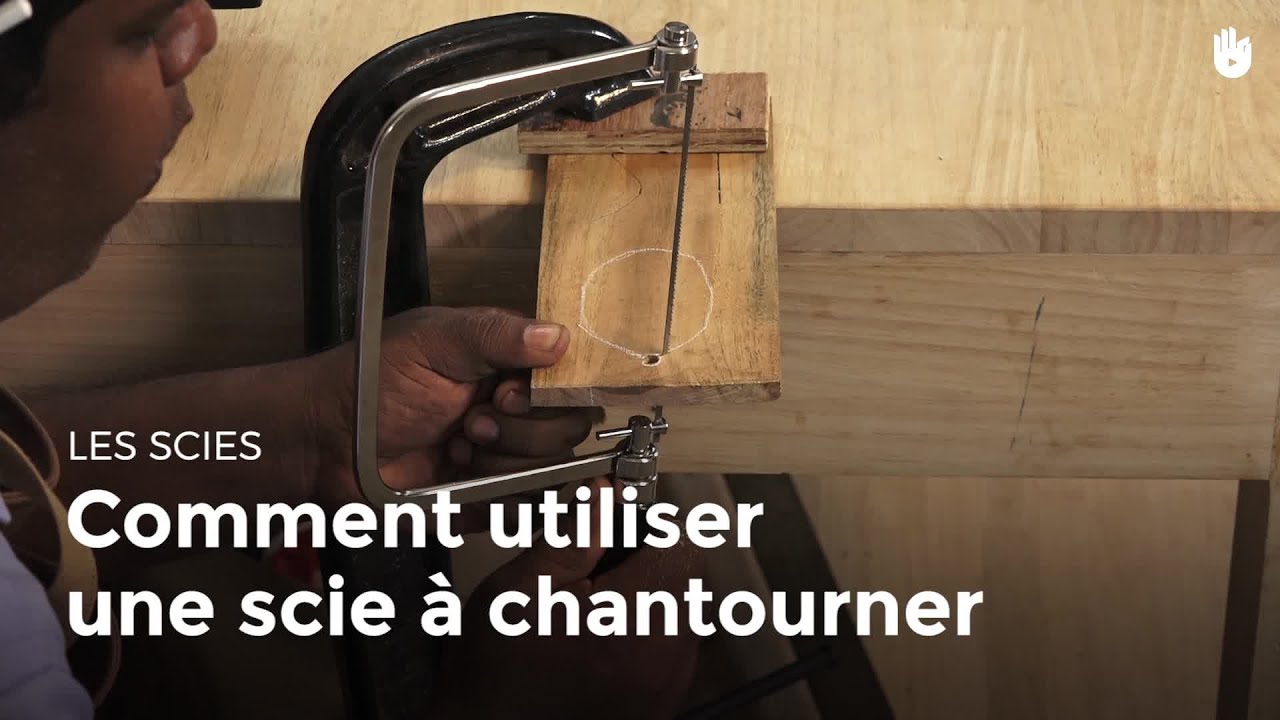Comment utiliser une scie à chantourner - Apprendre la menuiserie | Sikana