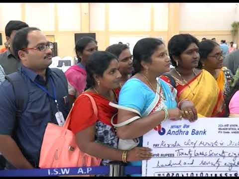 MEPMA & SHG MEMBERS PRESENTED RS 20,78,278,CHEQUE TO AP CM TO KCMRF AT PRAJAVEDIKA ON 29092018