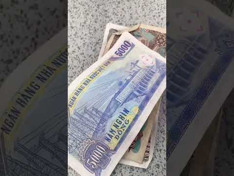 I’m friggin RICH!!! #dong #vietnam #money