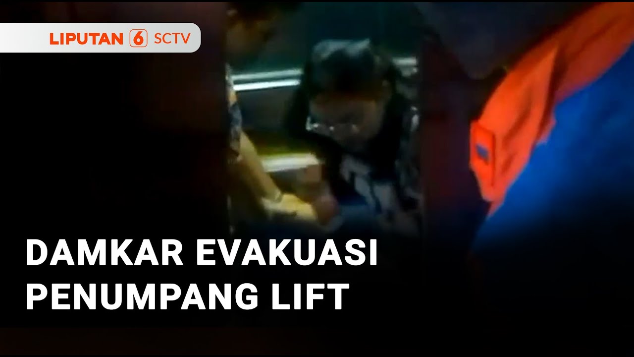 Evakuasi Penumpang Lift Macet | Liputan 6