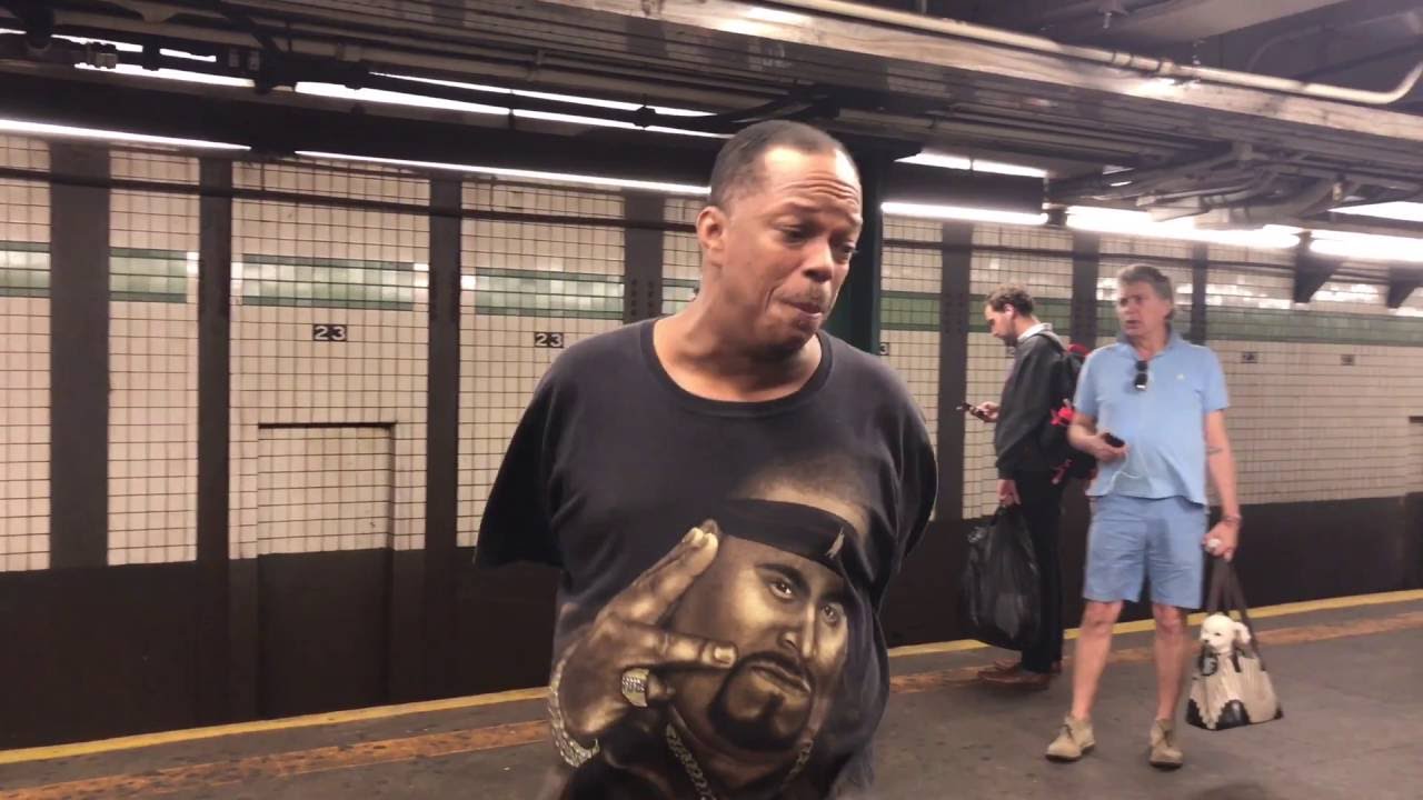 Subway Performer Mike Yung - Unchained Melody (23rd Street Viral Sensation)