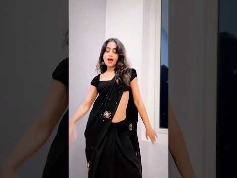 Gorgeous Nayani Pavani Takes SammohanudaHookStep | Kiran Abbavaram | Neha Shetty | Nayani Pavani