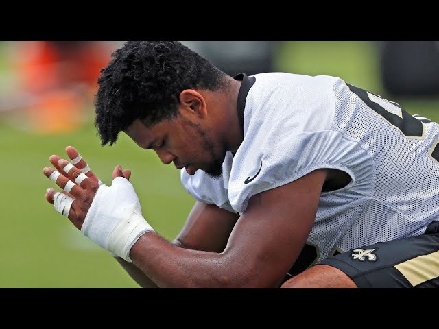 New Orleans Saints' Marcus Davenport has part of pinky amputated