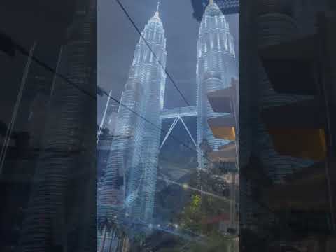 Must visit places in malaysia| Top attractions| #travel #vibes #malaysia #viralshorts #nightlife