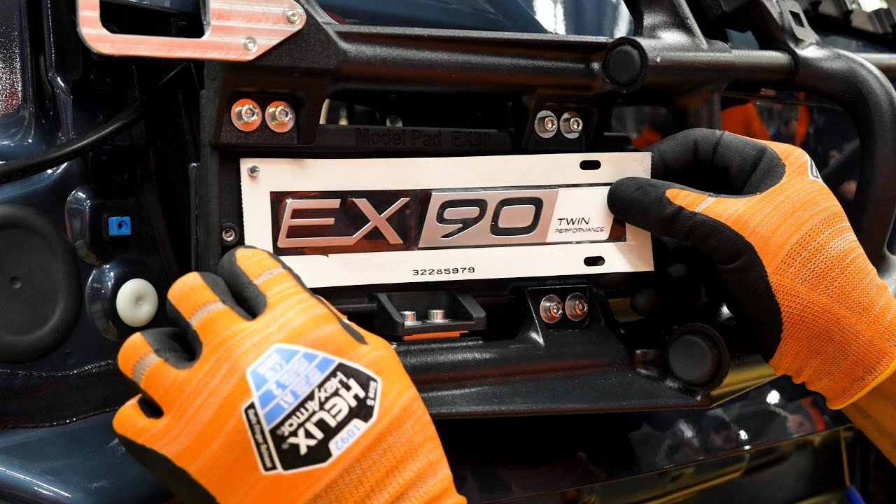 Explore the Production Process of the New 2025 Volvo EX90
