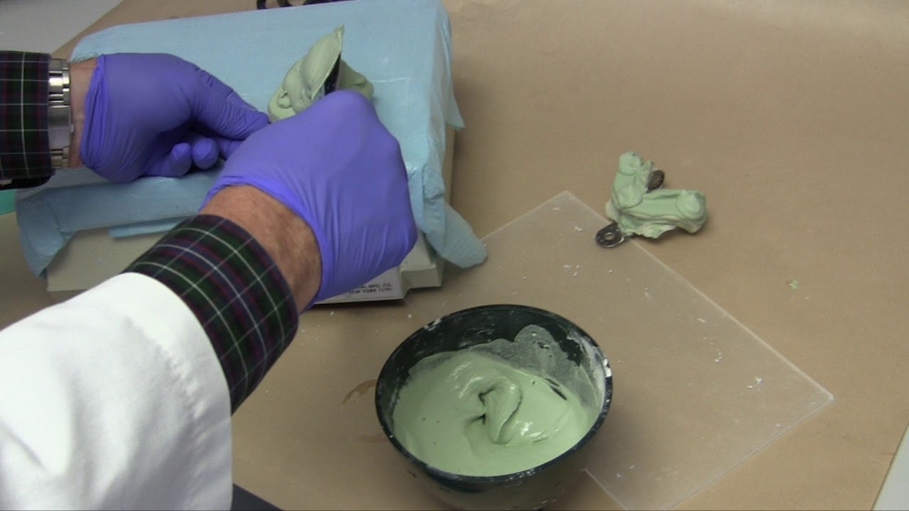Pouring & Trimming Diagnostic Casts