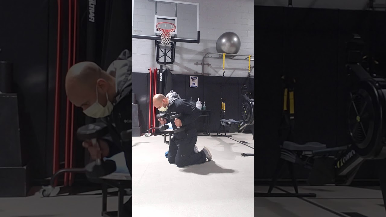 Kneeling Db tricep kickbacks - how to