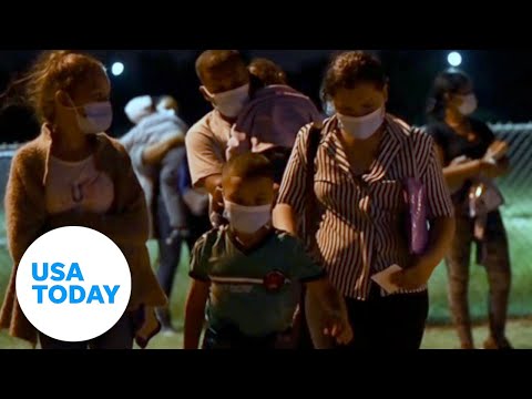 White House: Migrants bused, flown north is a 'political stunt' | USA TODAY