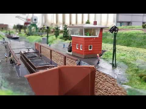 N-scale canal lock