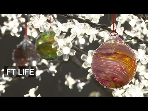 Blowing the perfect Christmas bauble | FT Life