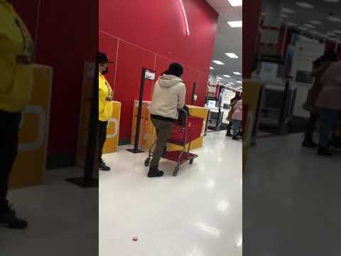 2 Females got into it (Fight) in target NYC #likemyvideo #tiktok #subscribe #shorts #likeforlikes