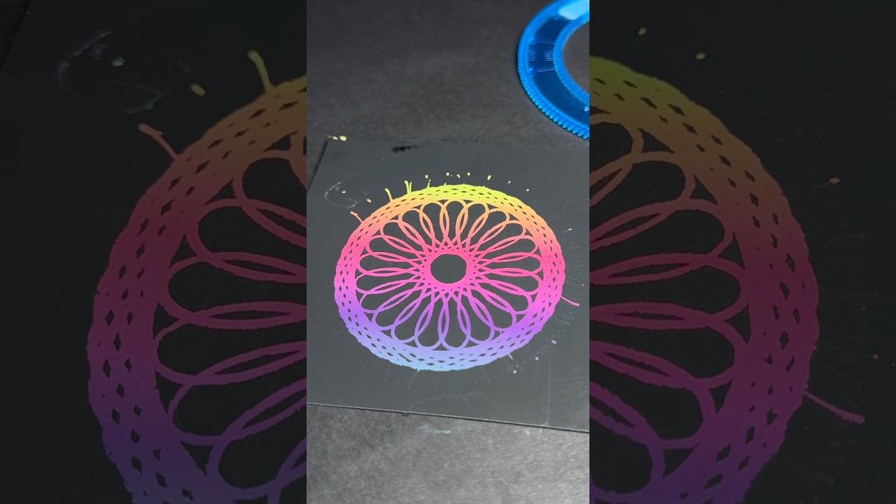 Amazing Spirograph #spirograph #satisfying #art #asmr  #viral #spirographshr #shorts #rihanna #shr