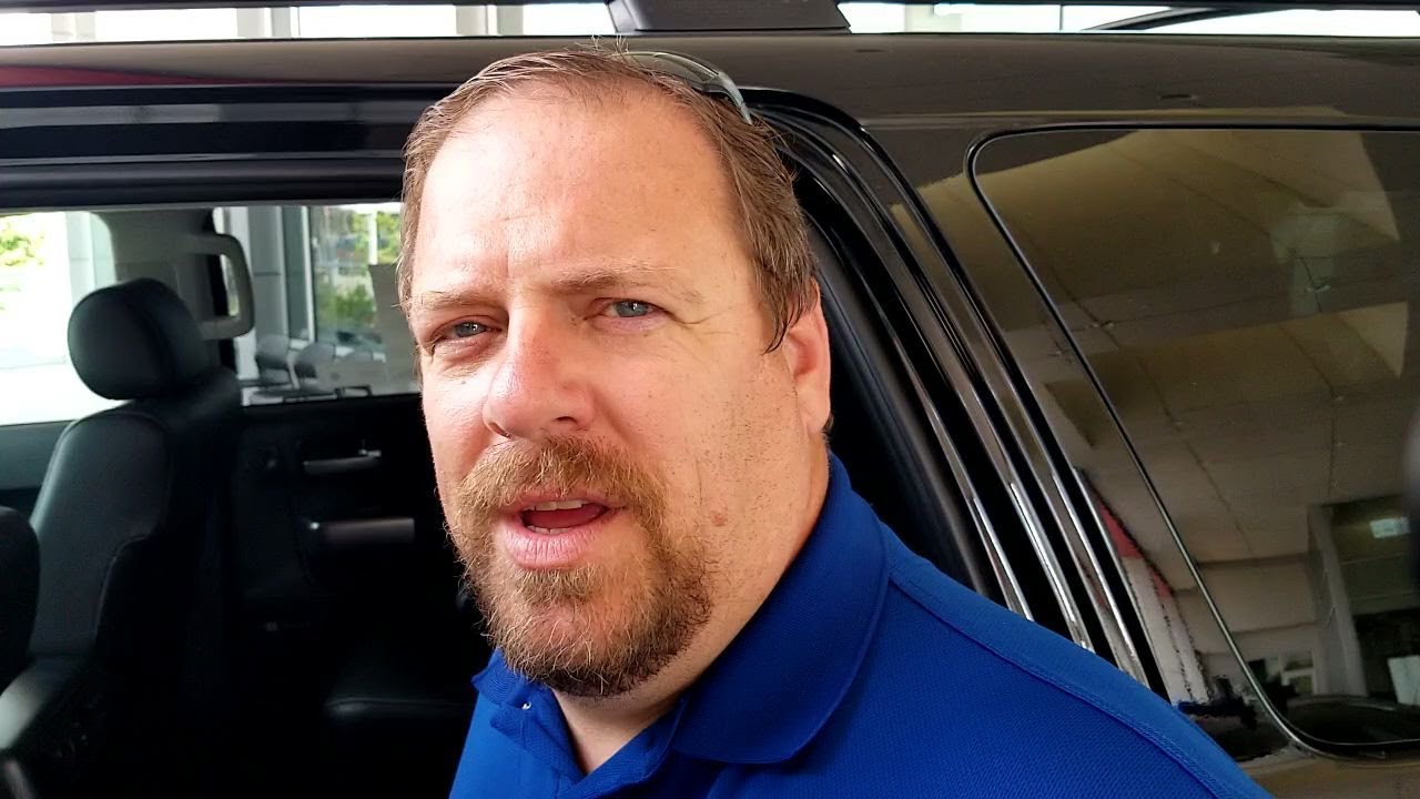 Toyota Sequoia power folding and reclining 3rd row