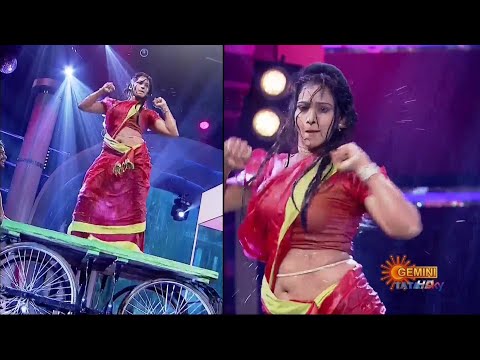 Telugu Serial Actress Bhavana Hot Saree And Navel Exposing Dance In Rangasthalam