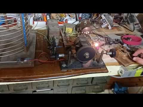 spark gap transmitter in action by n0fmo