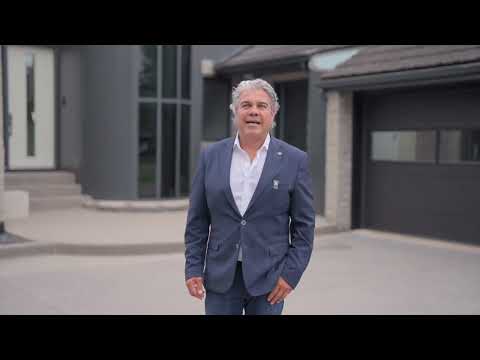 366 Elmgroove drive , Lakeshore. FOR SALE