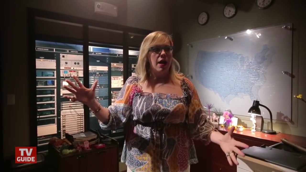 Kirsten Vangsness Takes Us on a Tour of the Criminal Minds Set