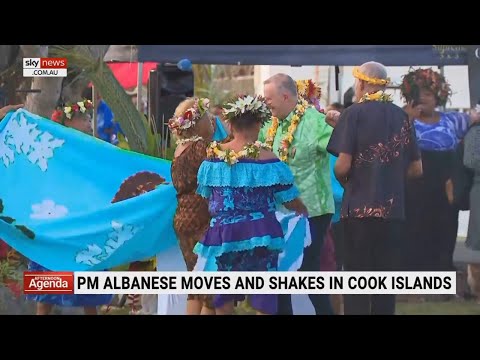 amusement: Albo tries to dance local style in the Cook Islands ...