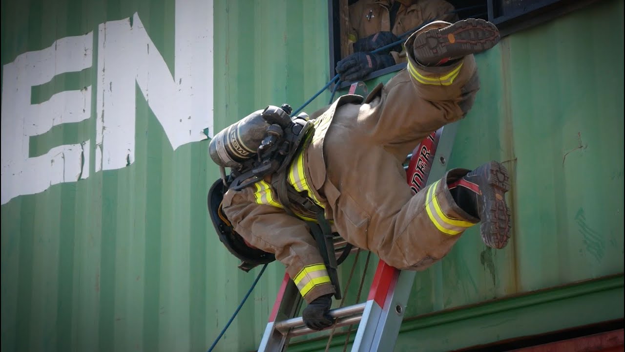Firefighter Ground Ladder Training | Hook 2 Grab 4 Ladder Firefighter Bailout