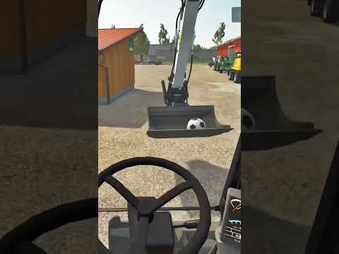 talented pc gamer😁#mirrogames25 #farmingsimulator #farming #fs25 #farm #gaming #shorts