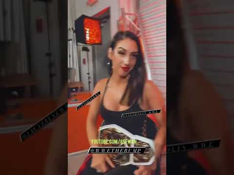 Toxic Attraction on The Bump (IG story)