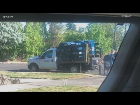 US Postal Service removes mailboxes in Portland