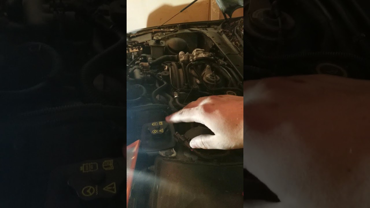 2000 Lincoln over heating problems