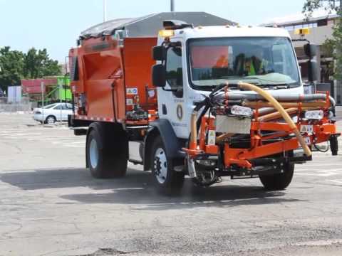 New truck demonstrates pothole repair
