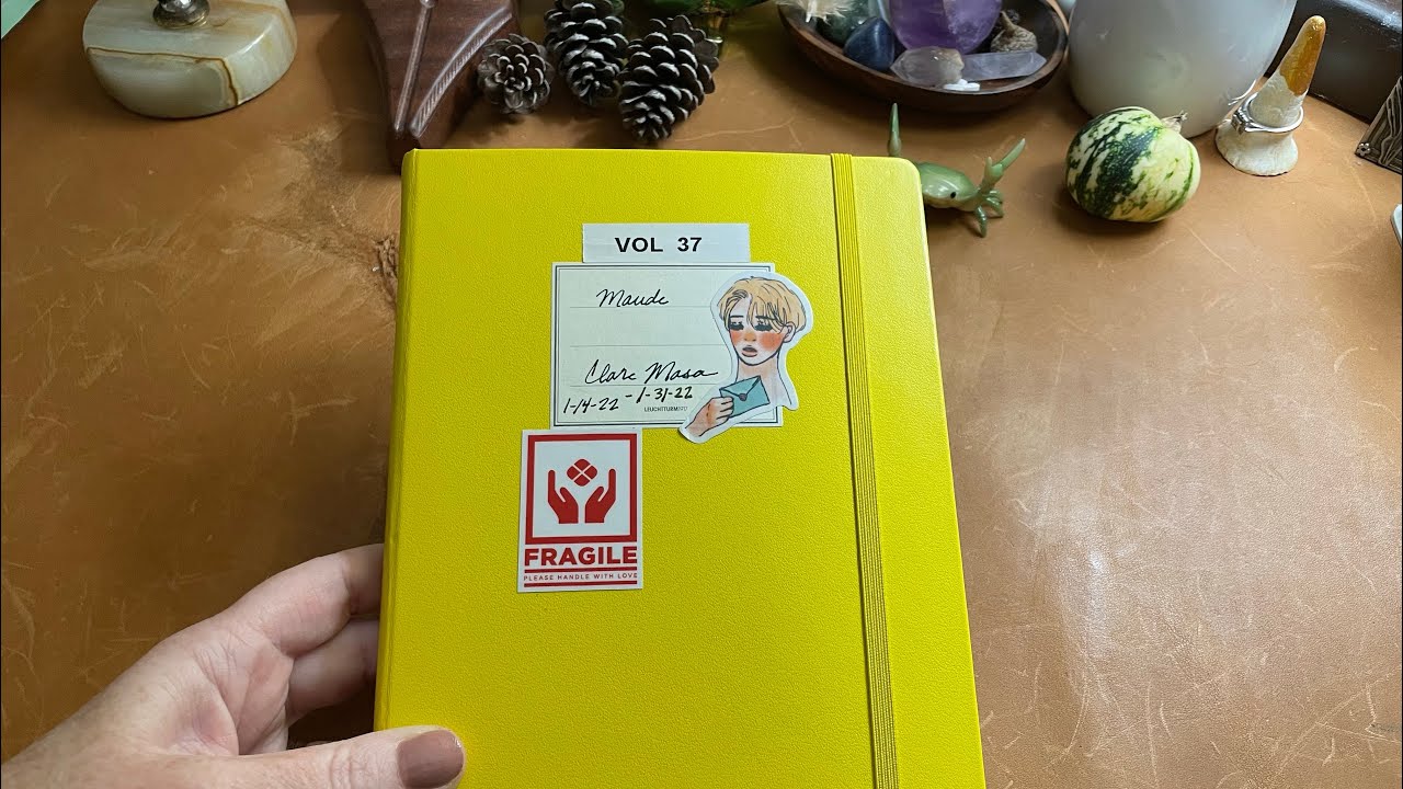 Leuchtturm 1917 (Completed Journal Flip Thru & Review)