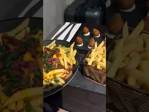 AIRPORT RESTAURANT IN Guarulhos International Airport (GRU) Brazil for a 4 Hour layover from Rio