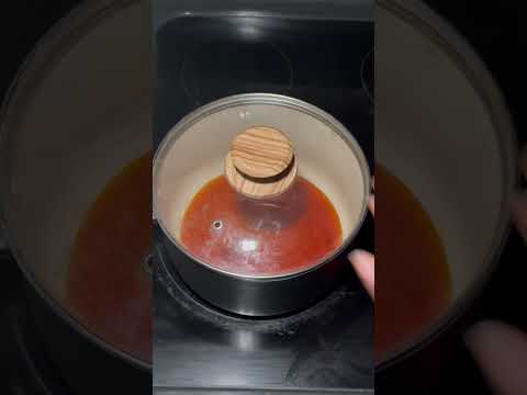How to make bleached oil for your ofada stew. #food #bleach #nigerianfood #palmoil #ofadastew