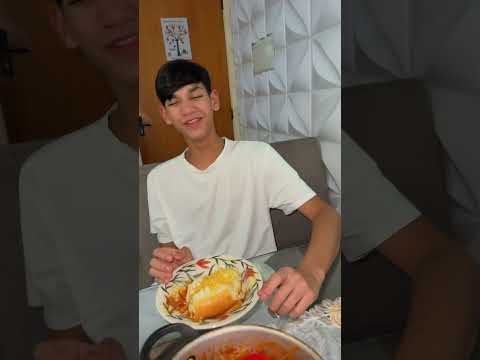 Tudo que eu como no cachorro quente #comedia #shorts