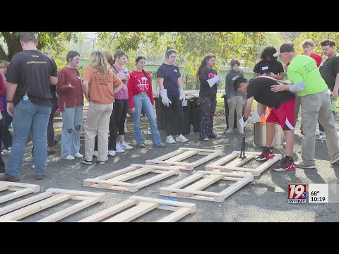 Douglas High Students Help Build Beds for Children in Need | Nov. 18, 2024 | News 19 at 10 p.m.