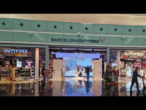 🇪🇸 Barcelona Airport Terminal 1 departures @TravelwithHugoF by MarioF